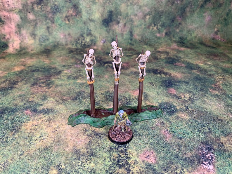 Miniature Gallows Set | Place of Execution Scatter | Impaled Skeletons ...