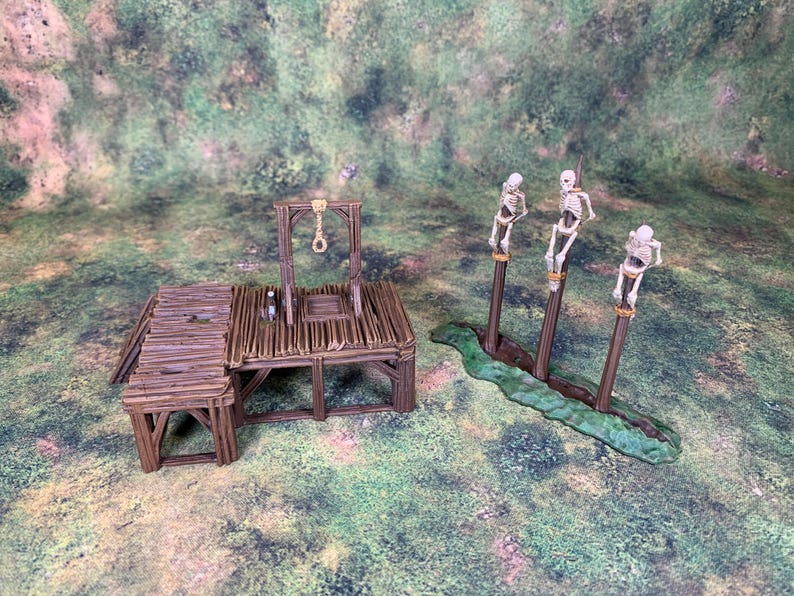 Miniature Gallows Set | Place of Execution Scatter | Impaled Skeletons ...