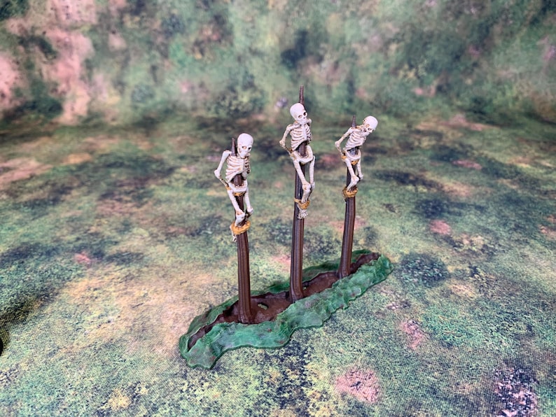 Miniature Gallows Set | Place of Execution Scatter | Impaled Skeletons ...