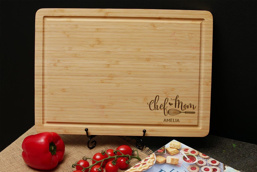 Personalized Chef Mom Cutting Board, Custom Mothers Day Cutting Boards ...