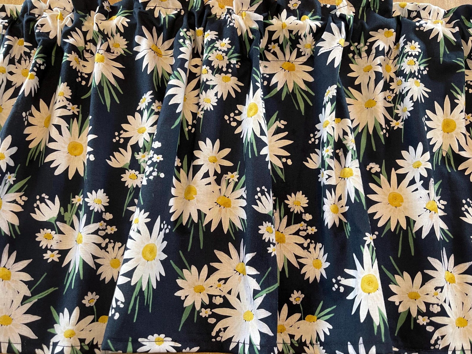 Wild Daisy Valance: Navy Blue Floral Window Curtain (43”W X14"l) - Etsy