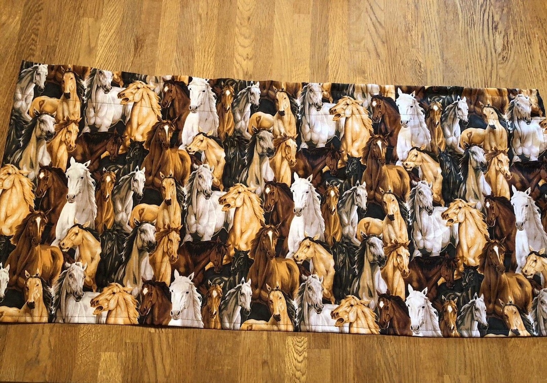 Horses Table Runner Southwestern Style Western Pony Theme Decoration ...