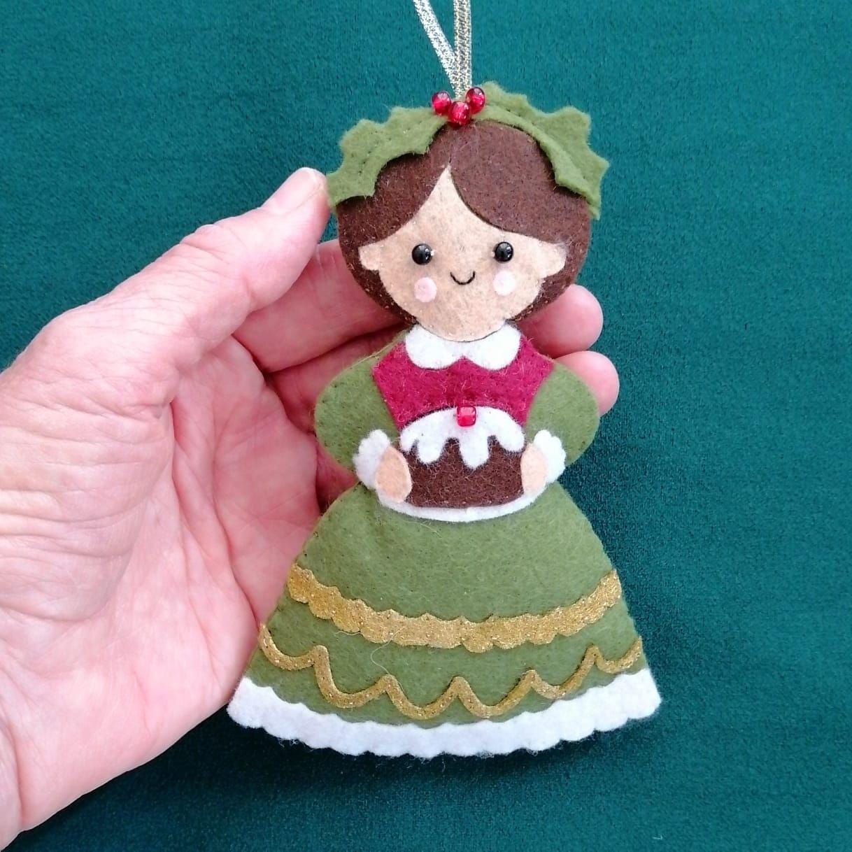 A Christmas Carol Felt Ornament Designs: Mrs Cratchit - Etsy