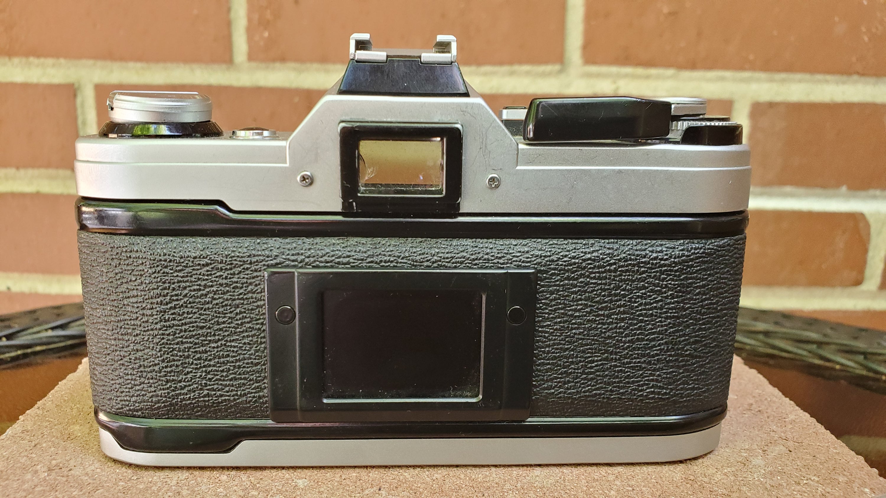 Vintage Canon AE-1 35mm Film Camera - Etsy Vintage Canon AE-1 35mm Film Camera - Etsy