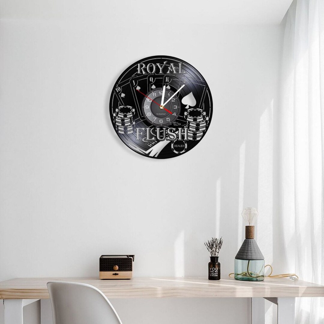 Laser Cut Royal Flush Poker Wall Clock Card Games Vinyl Record Wall ...
