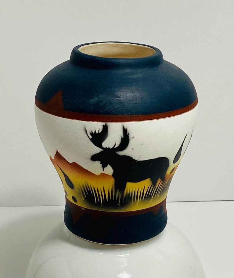 Vintage RWA Navajo Pottery Hand Painted Moose Wilderness Vase 1999 ...