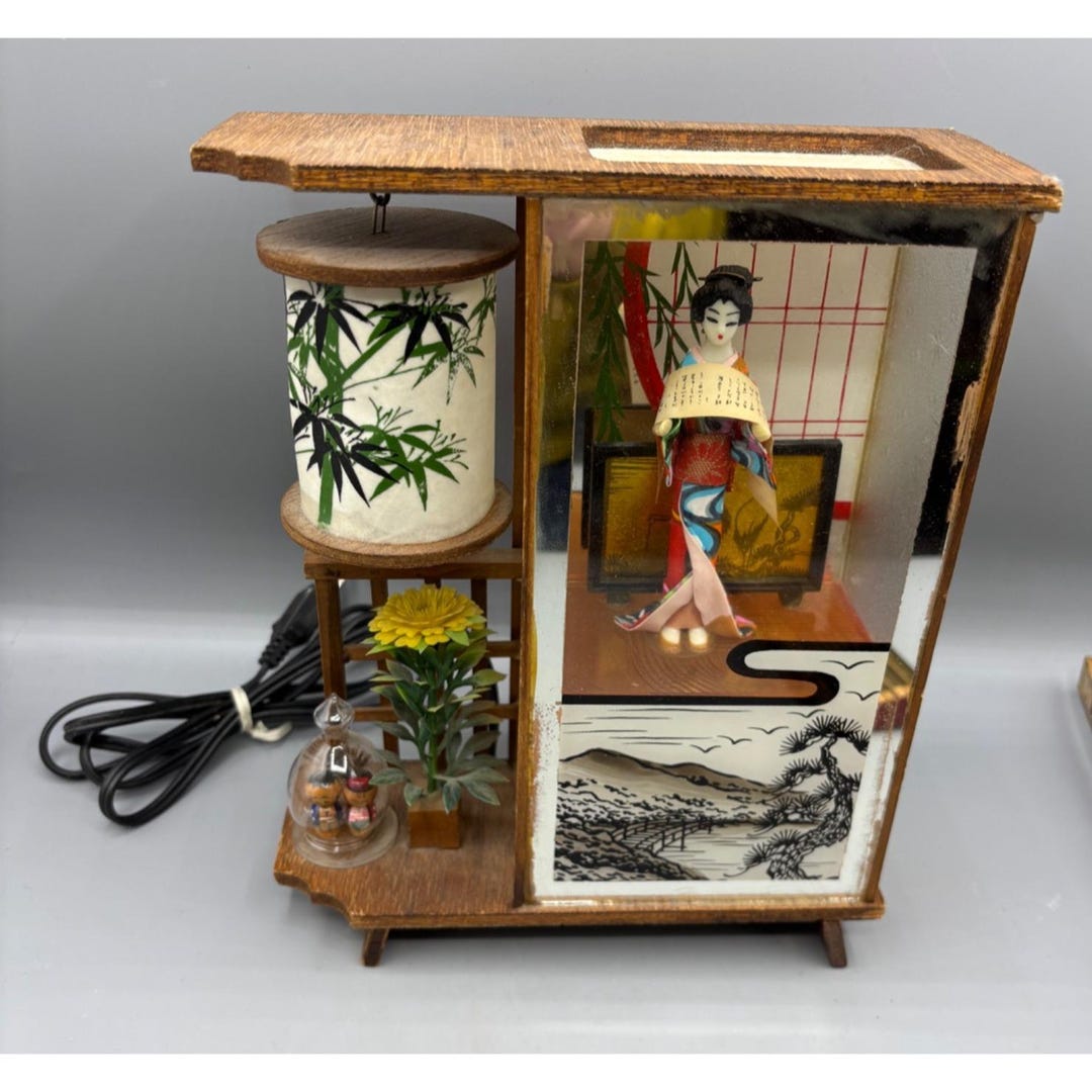 Vtg 50s Japanese Wooden Diorama Lamp Geisha Kokeshi Bamboo Paper ...