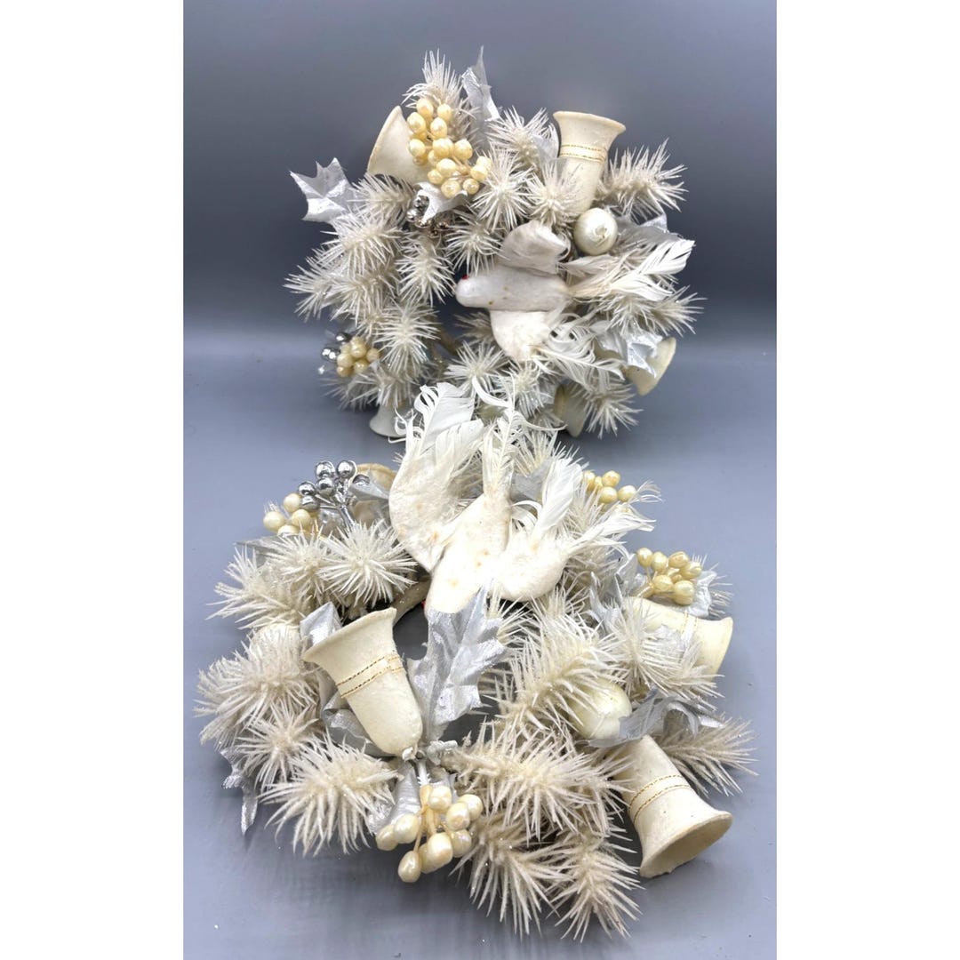 Vtg Artificial Christmas White Wreath Dove Bells Candle Ring Pine ...