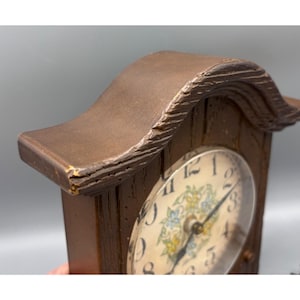 Vtg Spartus Electric Wall Clock With Floral Face Design Faux Wood Retro ...