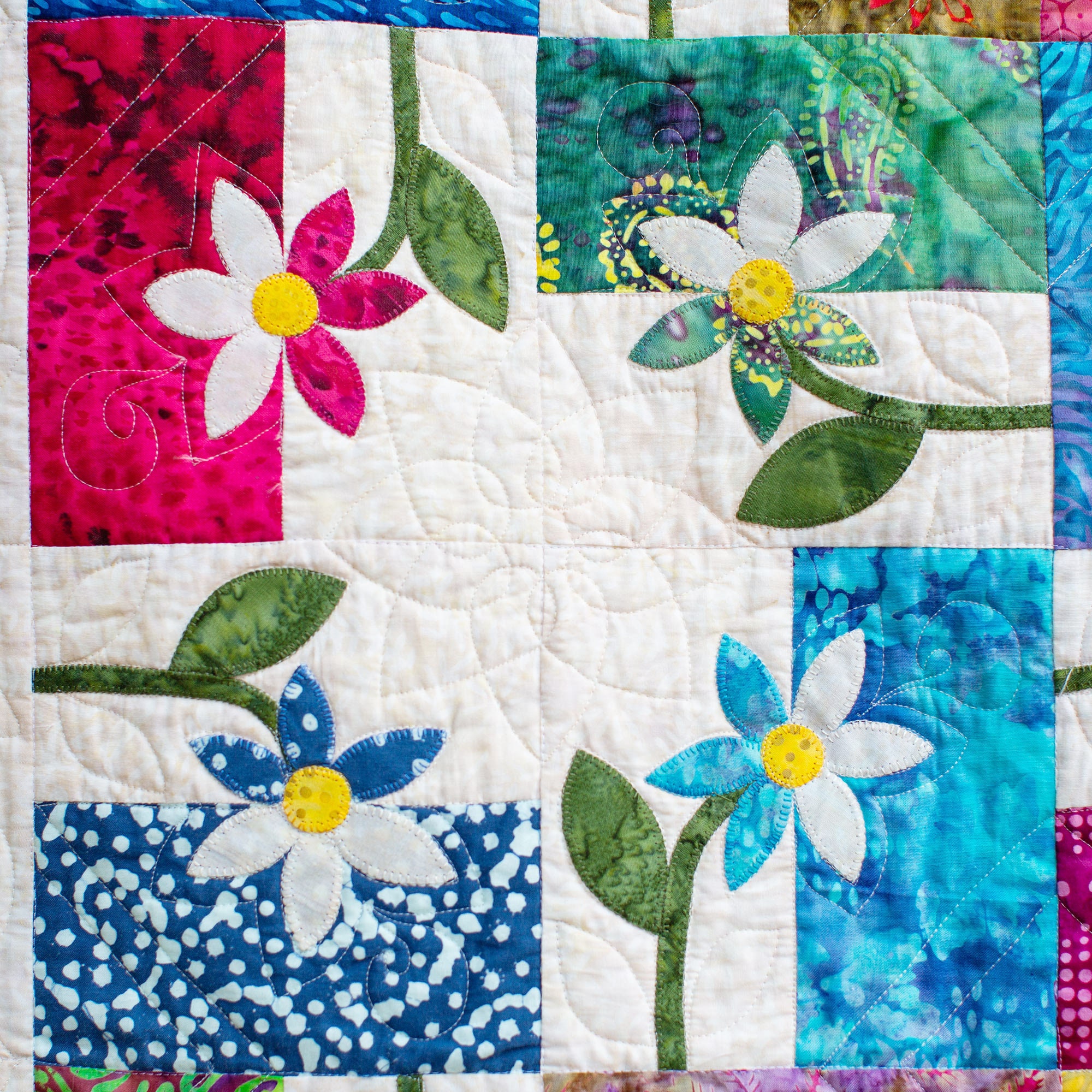Handmade Heirloom Quilt With Appliqué / Daisies / Colorful Floral ...