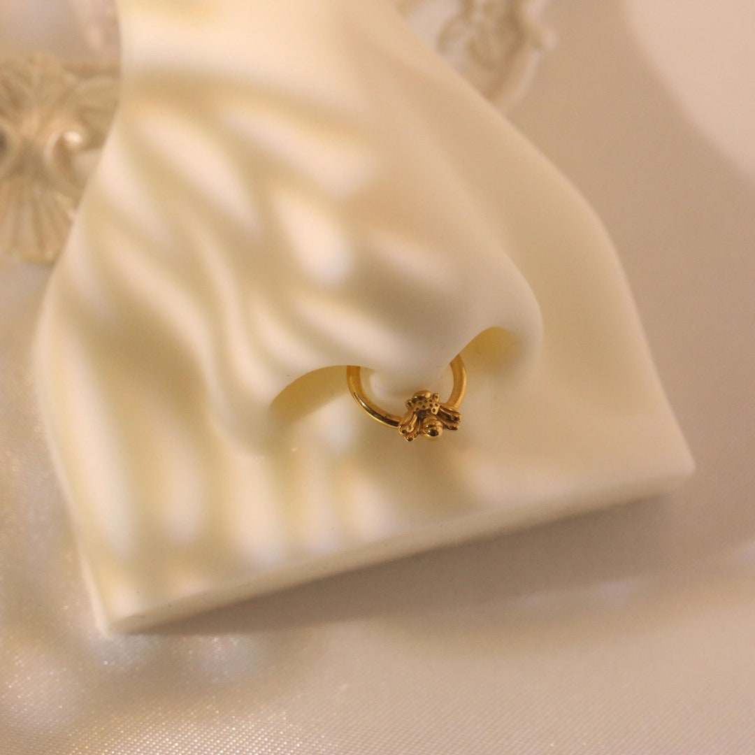 Unique Beautiful Little Bee Nasal Septum Jewelry 14G Nasal Septum ...