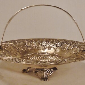 SILVERPLATE REPOUSSE BASKET Large With Handle Floral Silvertone Metal ...