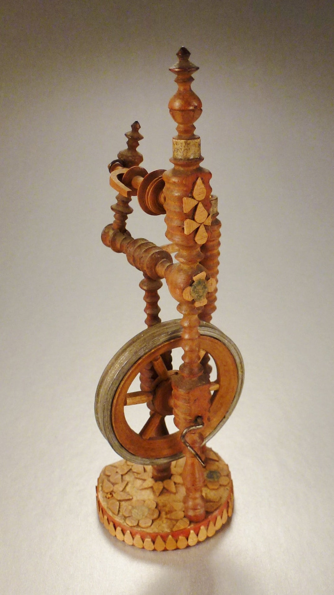 TRAMP ART Spinning Wheel Miniature FOLK Outsider Primitive App 5 in ...