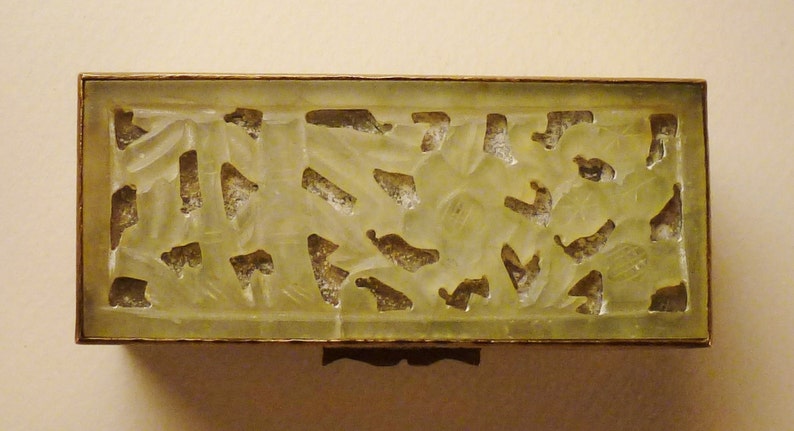 ANTIQUE JADE Stamp Box Vintage Handcrafted Silver RELIEF | Etsy