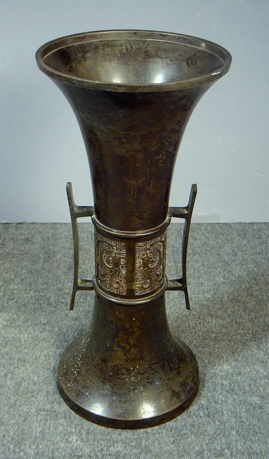 ASIAN Bronze VESSEL JAPAN With Handles Relief Design Very Heavy 1940s ...