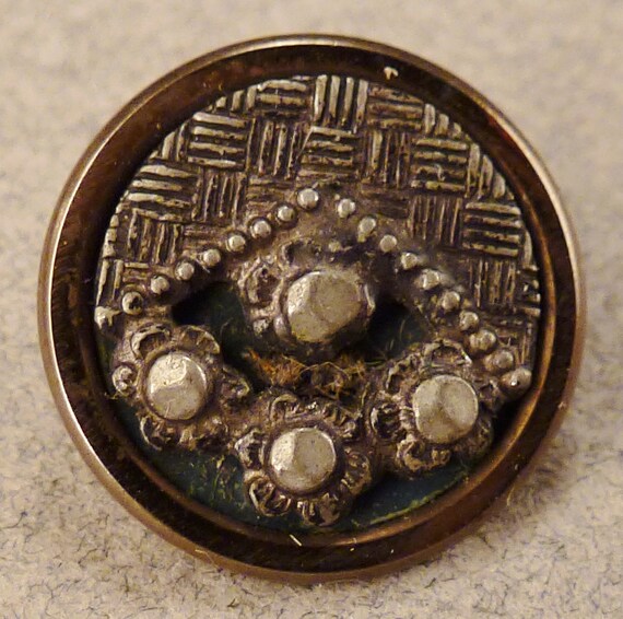 STEEL BUTTON Metal Victorian Steel Accents Round Vintage - Etsy