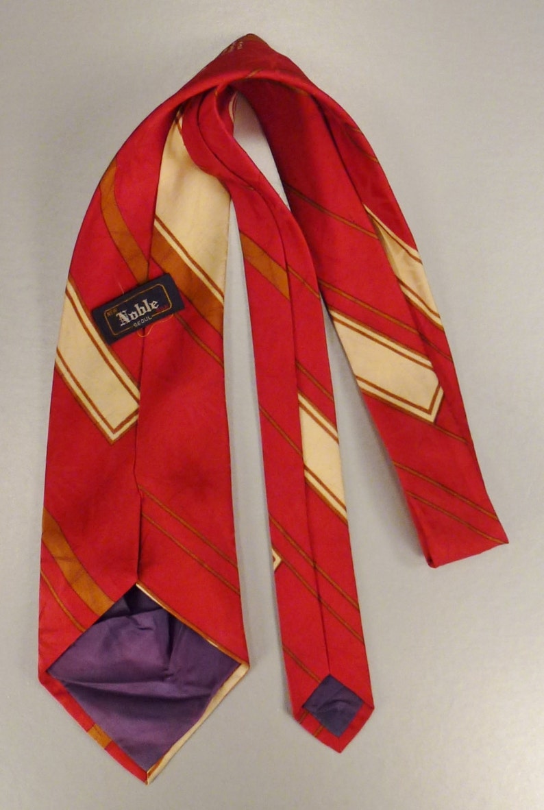 ROCKABILLY Tie ATOMIC Design Designer Noble on Red Silk 1980s 57 in ...