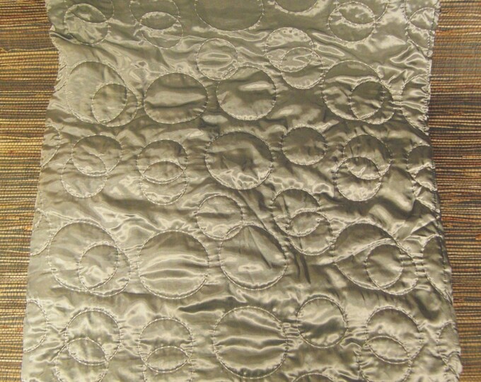 QUILT COVERLET SILVER SATIN CIRCLES GLAMOROUS TOP 59X49 - Etsy