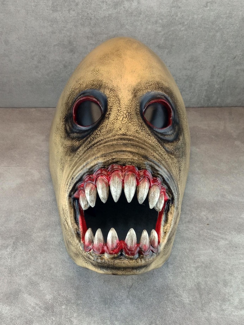 Nightfang Phantom Mask Ashen Relic Crimson Maw Collector Wearable ...