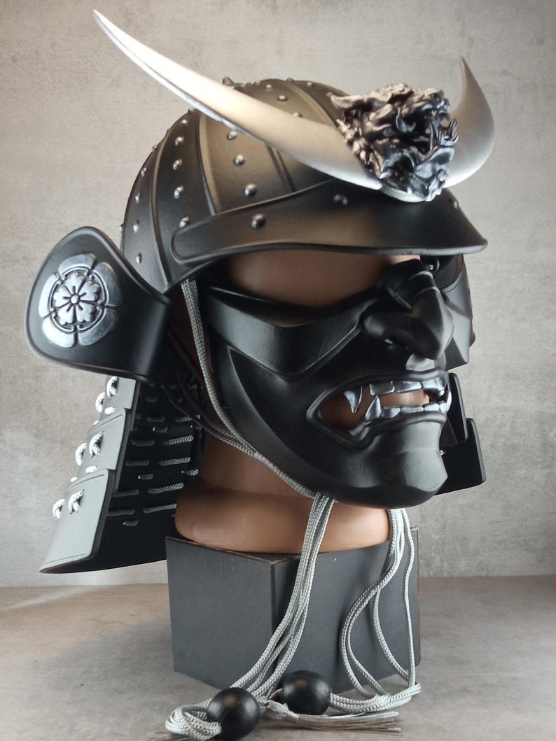 Samurai Kabuto Helmet With a Mask :japanese Warrior Armor-crescent Moon ...
