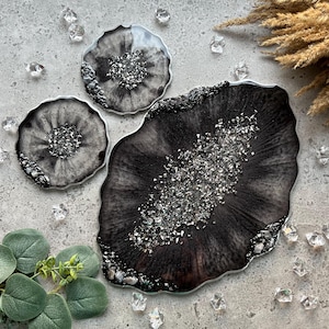 Black and Silver Epoxy Resin Set With Natural Stones, Black and Silver ...