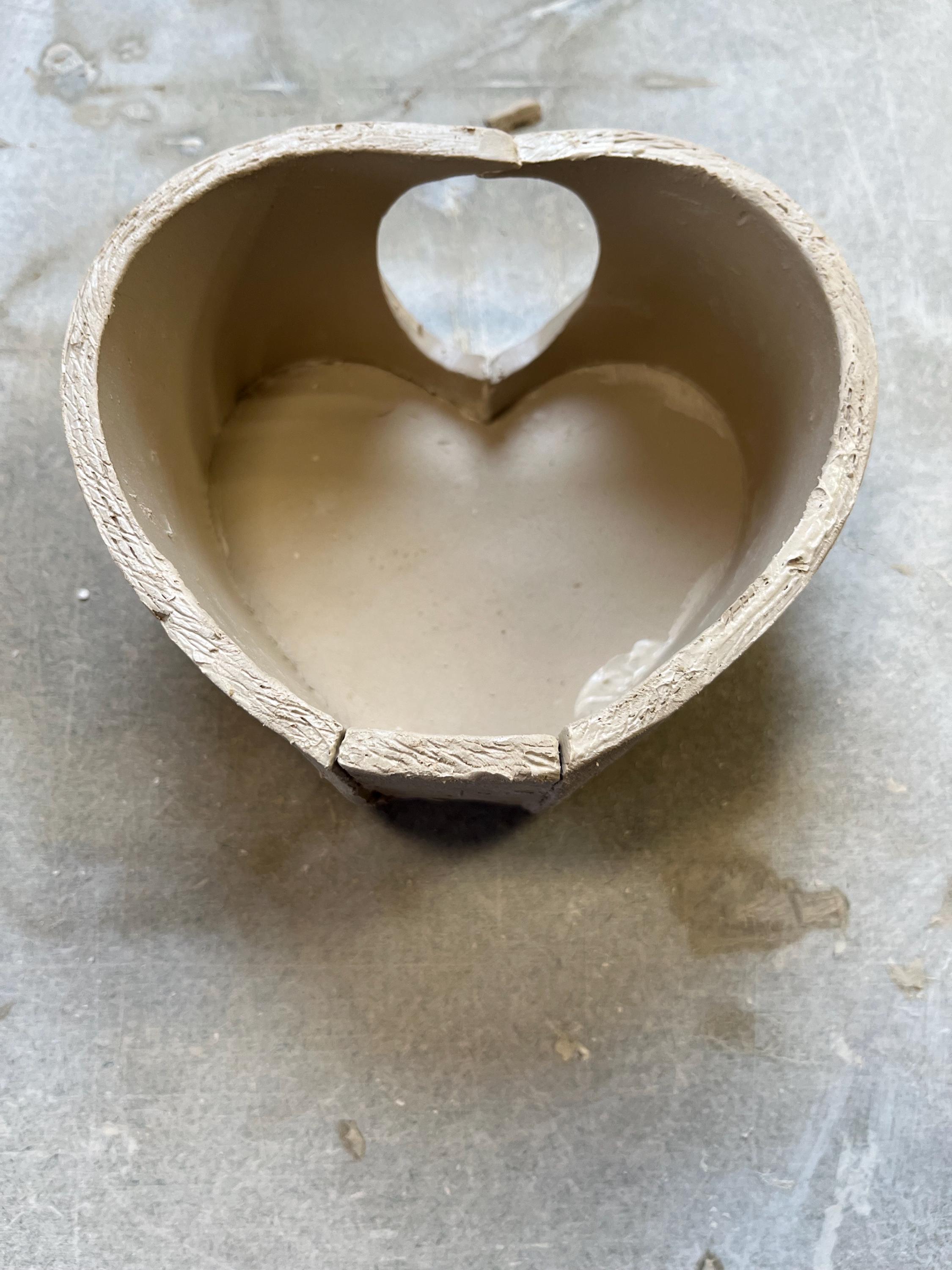 Heart-shaped Vase Pottery Template – Slab-built Ceramic Design for DIY ...