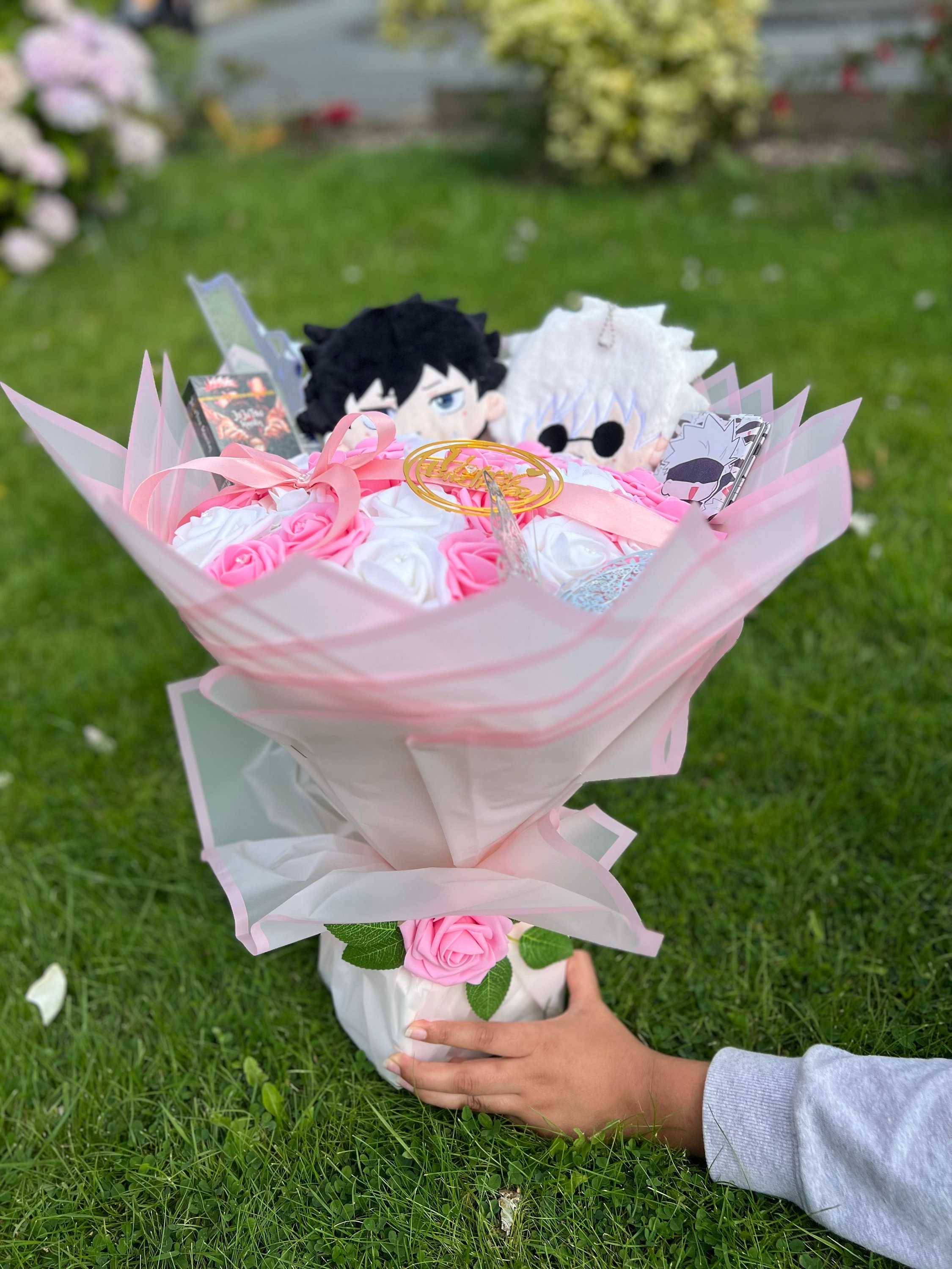 JJK Bouquet, Gift Set, Anime Present, Flower Bouquet, Anime Chocolate ...