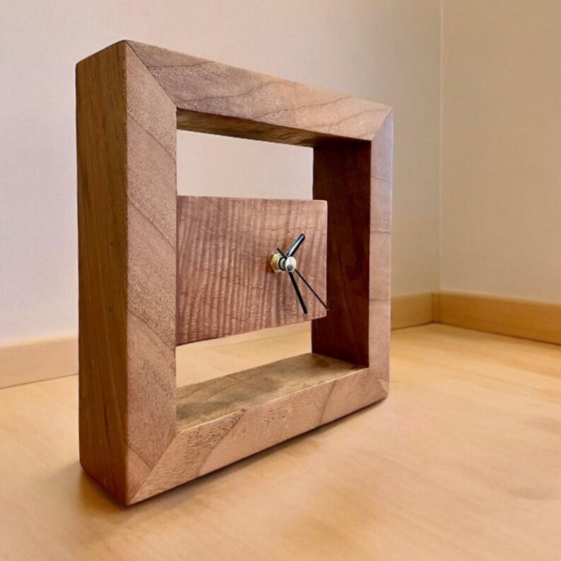 Handmade Walnut Wood , Natural Wooden Tabletop Clock , Ultra Quiet ...