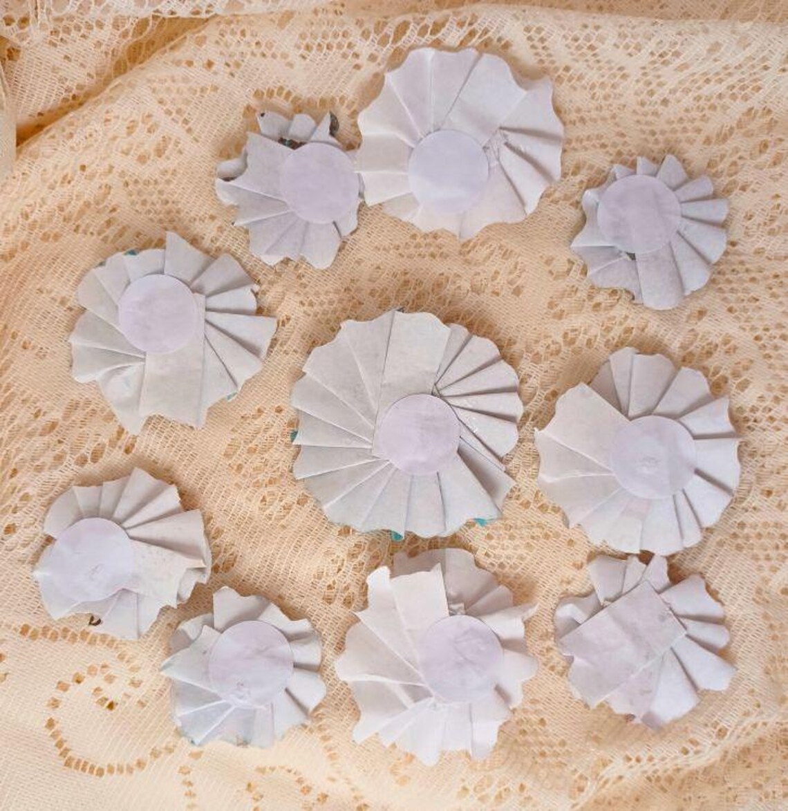 10 Handmade Paper Ruffled Flowers With Button Centers, Decoration for ...