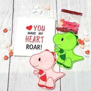 Dinosaur Valentine Card Pocket for Kids With Dinosaur Finger Puppet and ...