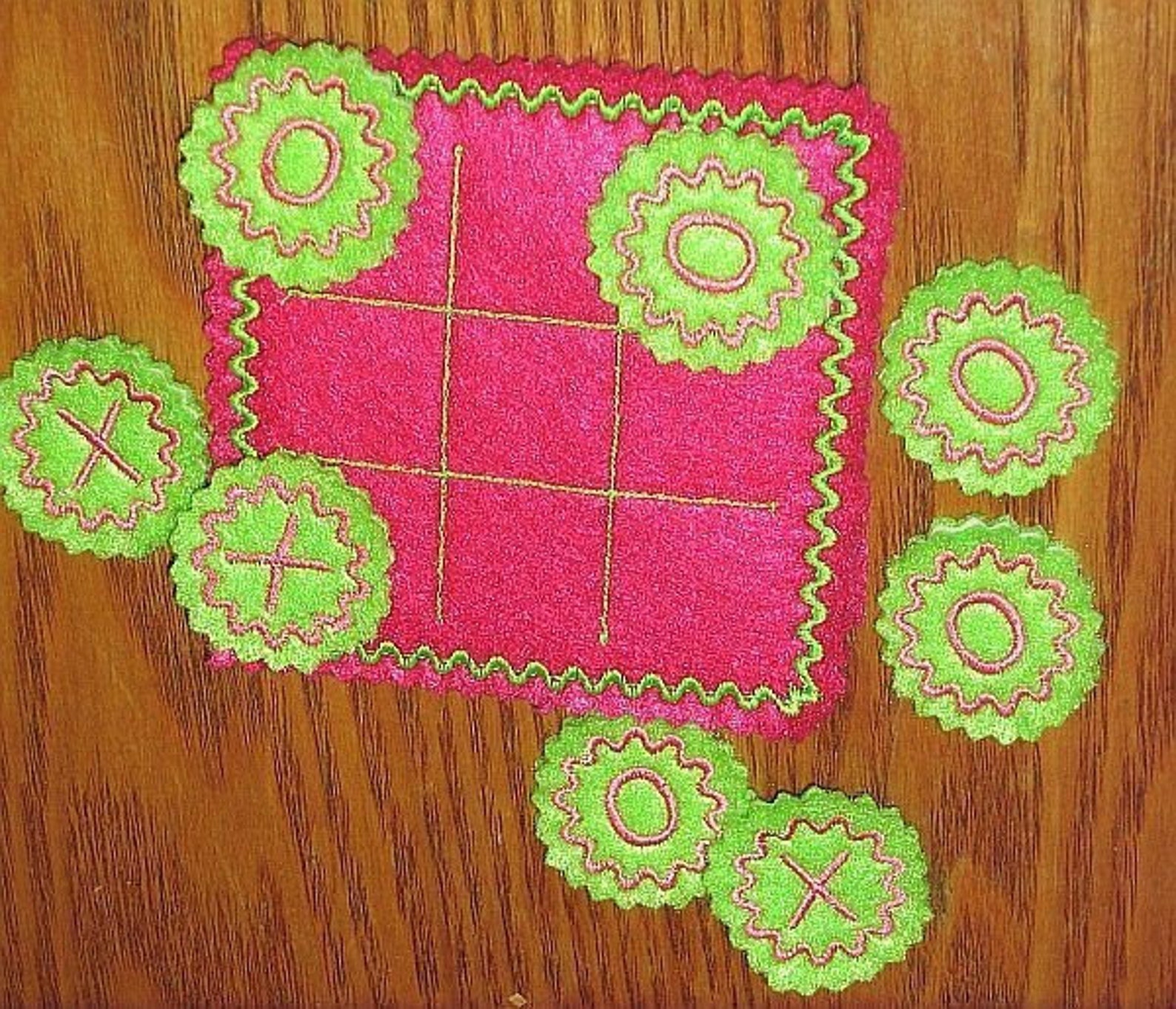 Tic Tac Toe Felt Mat With Playing Pieces Eco-friendly Felt | Etsy