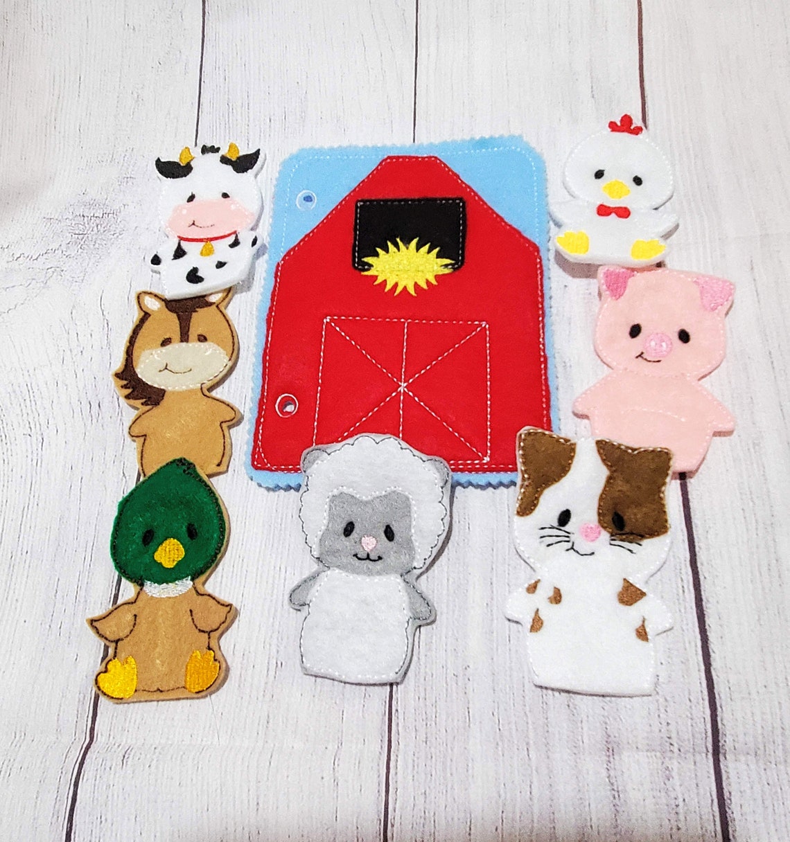 Quiet Book Page Barn and Finger Puppet Farm Animals Felt - Etsy