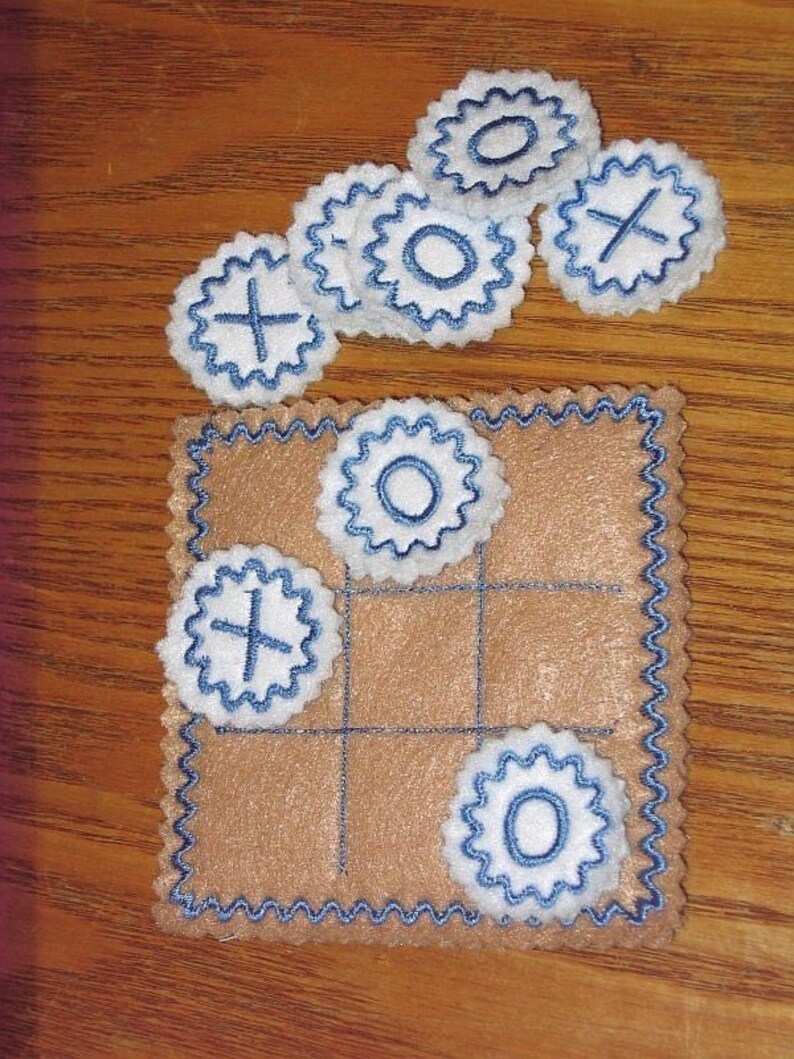 Tic Tac Toe Felt Mat With Playing Pieces Eco-friendly Felt | Etsy