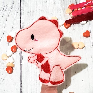 Dinosaur Valentine Card Pocket for Kids With Dinosaur Finger Puppet and ...