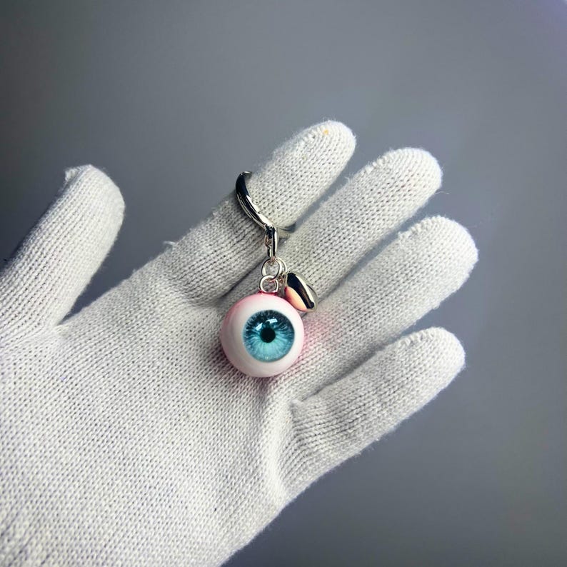 Weird Pink Eyeball Keychain: Gothic Eccentric Style - Spooky Gift - Etsy
