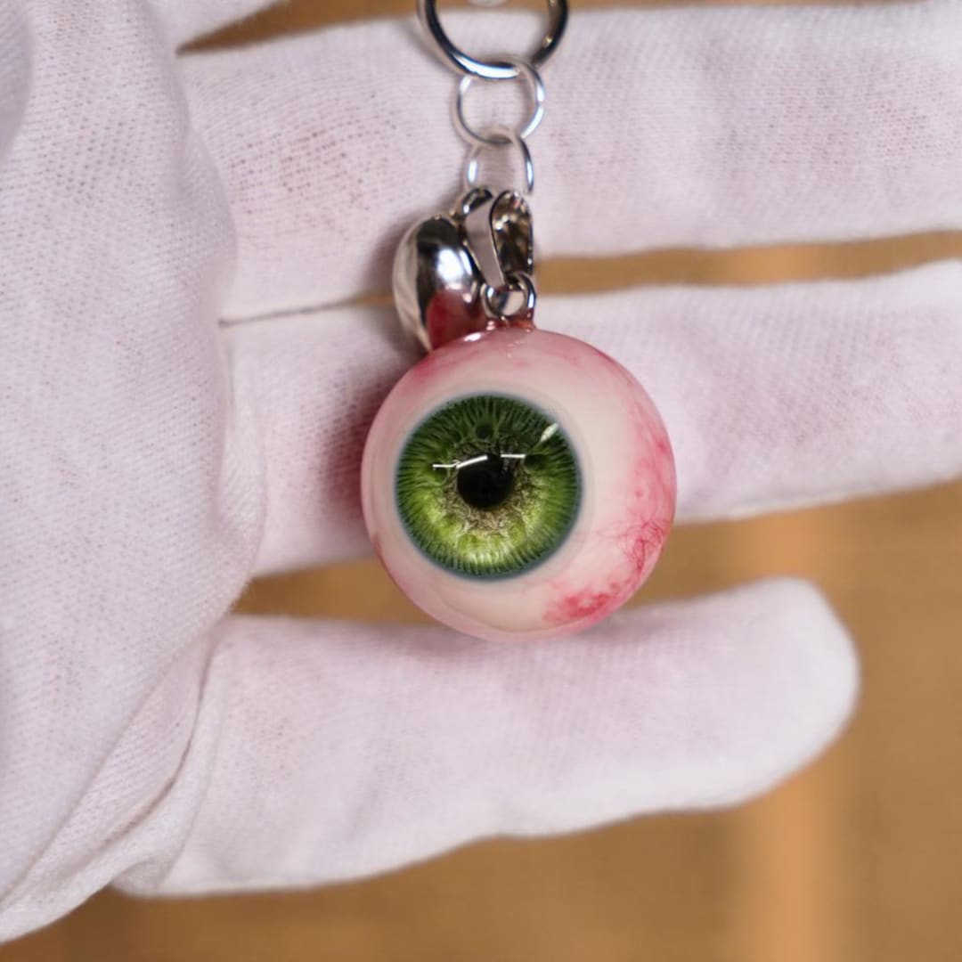 Handmade Gothic Green Eyeball Keychain: Creepy Resin Horror Decor - Etsy