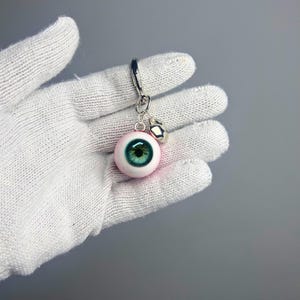 Weird Pink Eyeball Keychain: Gothic Eccentric Style - Spooky Gift - Etsy