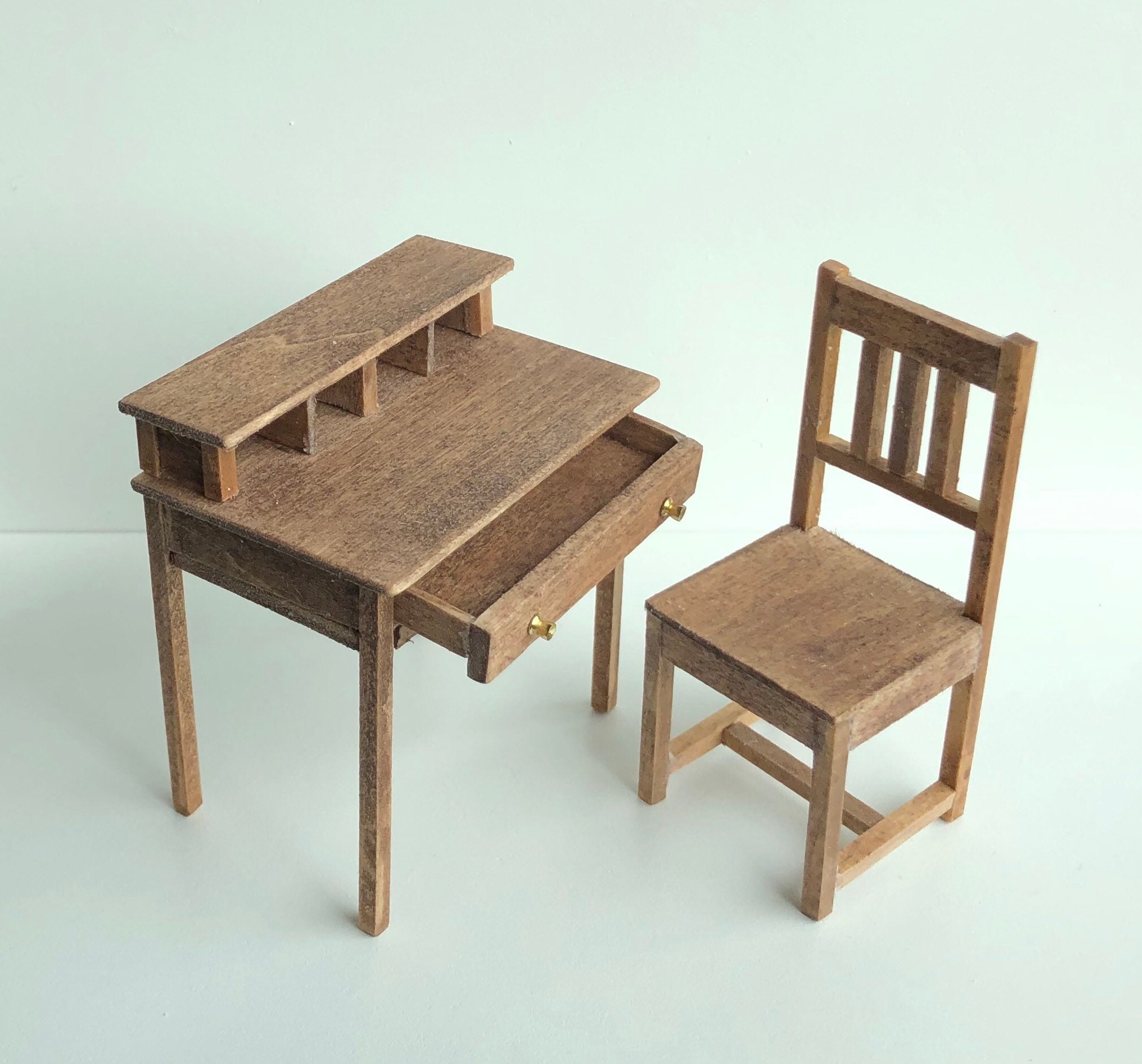 Dollhouse Miniature Desk, Chair and Area Rug - Etsy