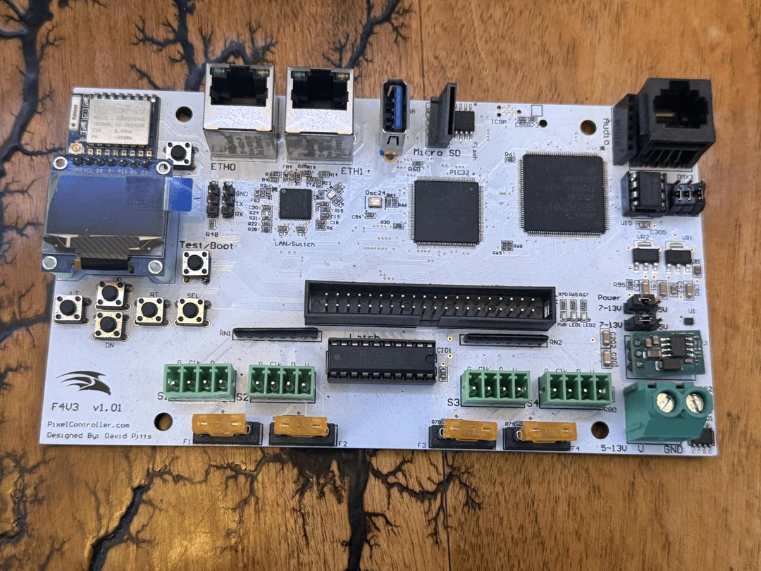 Falcon F4V3 Pixel / Lighting Controller - 4 Outputs, E1.31/artnet - Compact Christmas Light Show ...