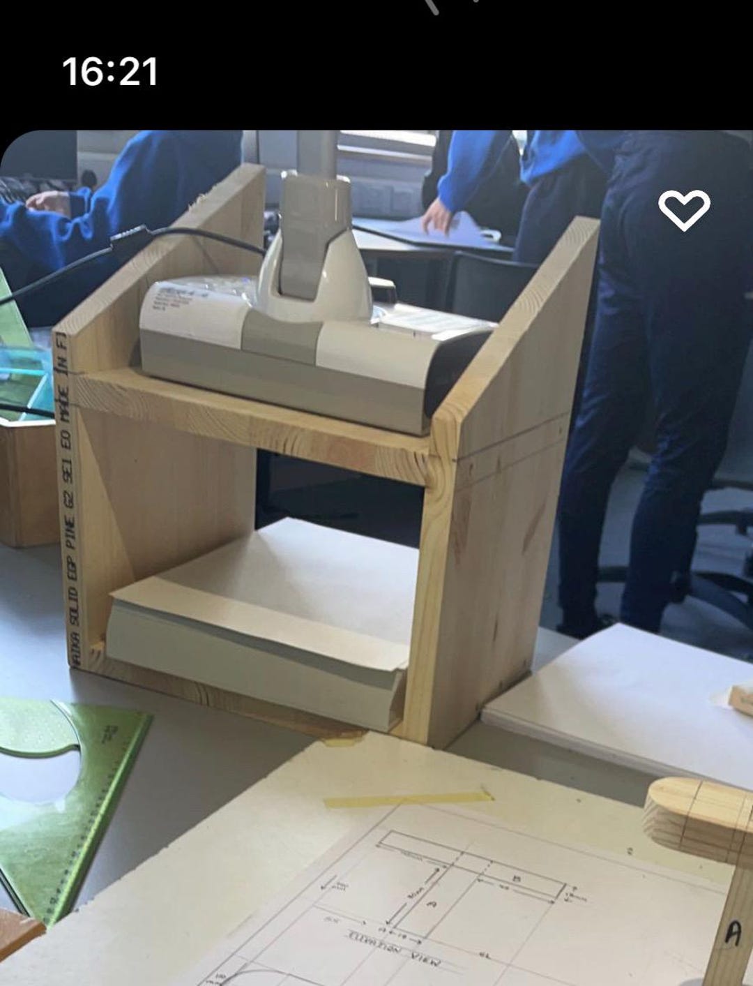 Wooden Visualiser Stand - Etsy