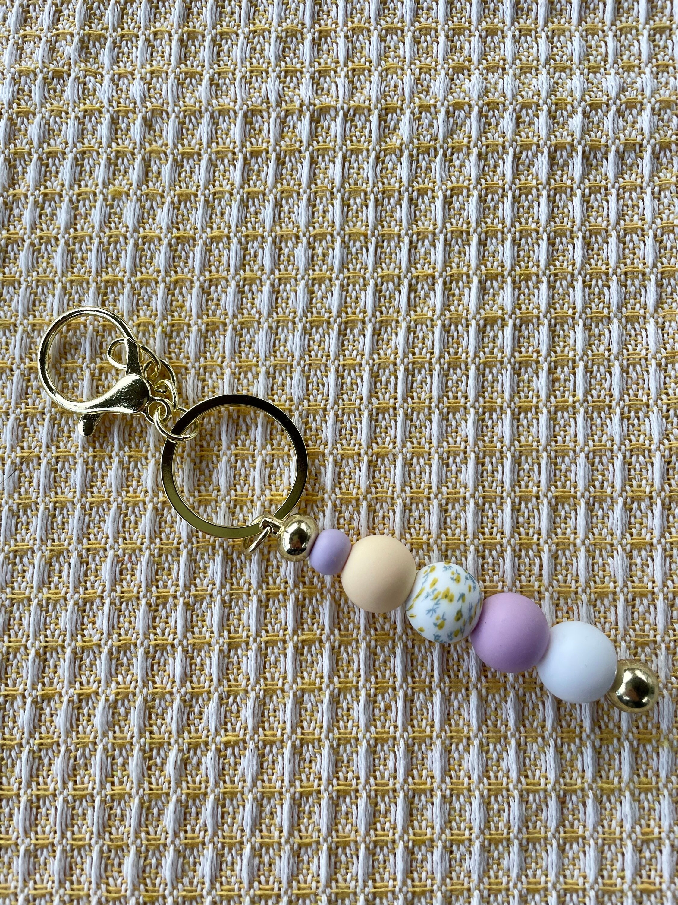 Spring Cottage Beaded Keychain - Etsy