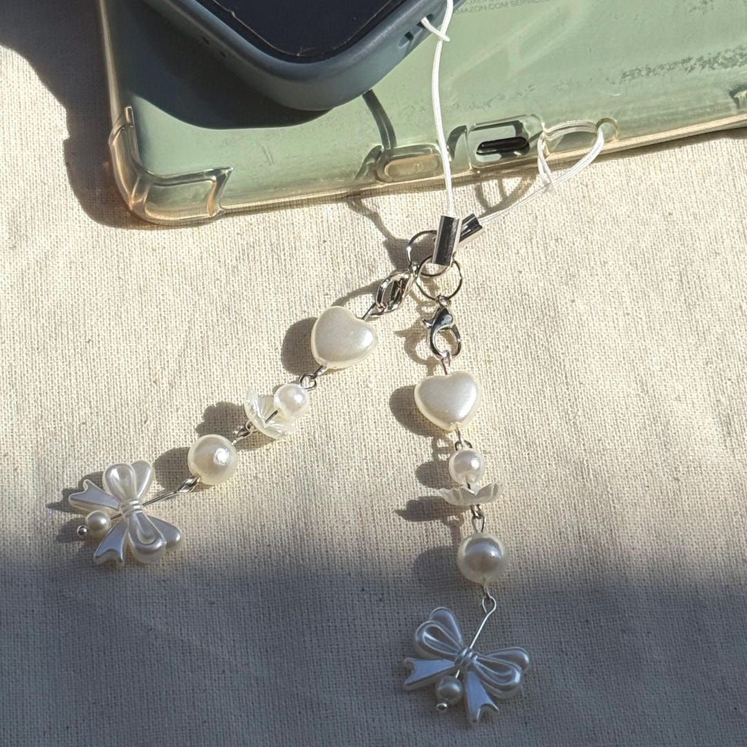 Kpop Bag Charm, Pearl Keychain Charm, Kawaii Ereader Charms, Handmade ...