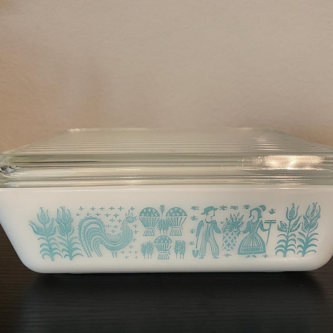 Vintage Amish Butterprint Pyrex White and Turquoise Ovenware Dish 0503 ...
