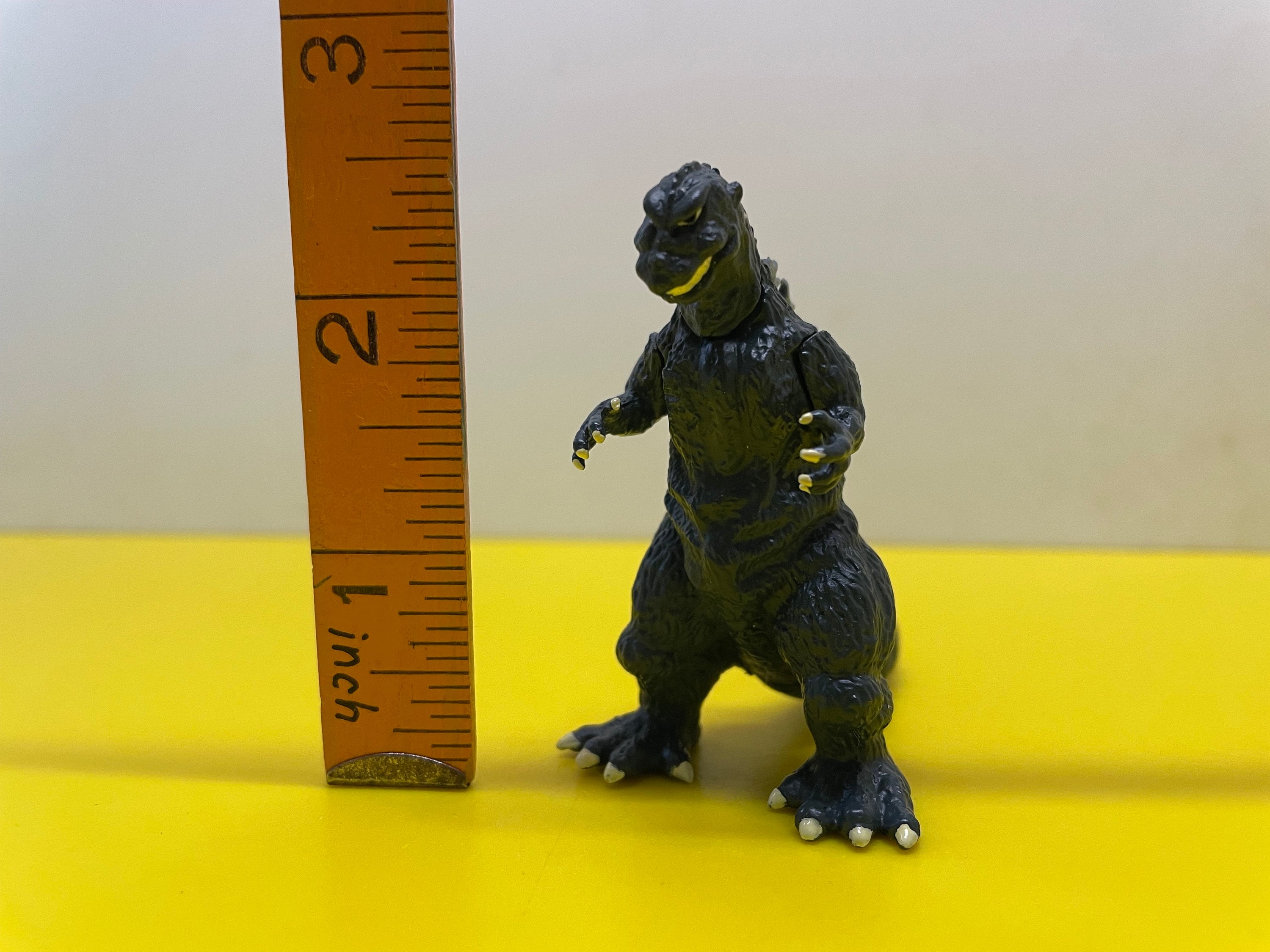 Godzilla Bandai HG Godzilla 3 Godzilla 1954 First Generation Bandai ...