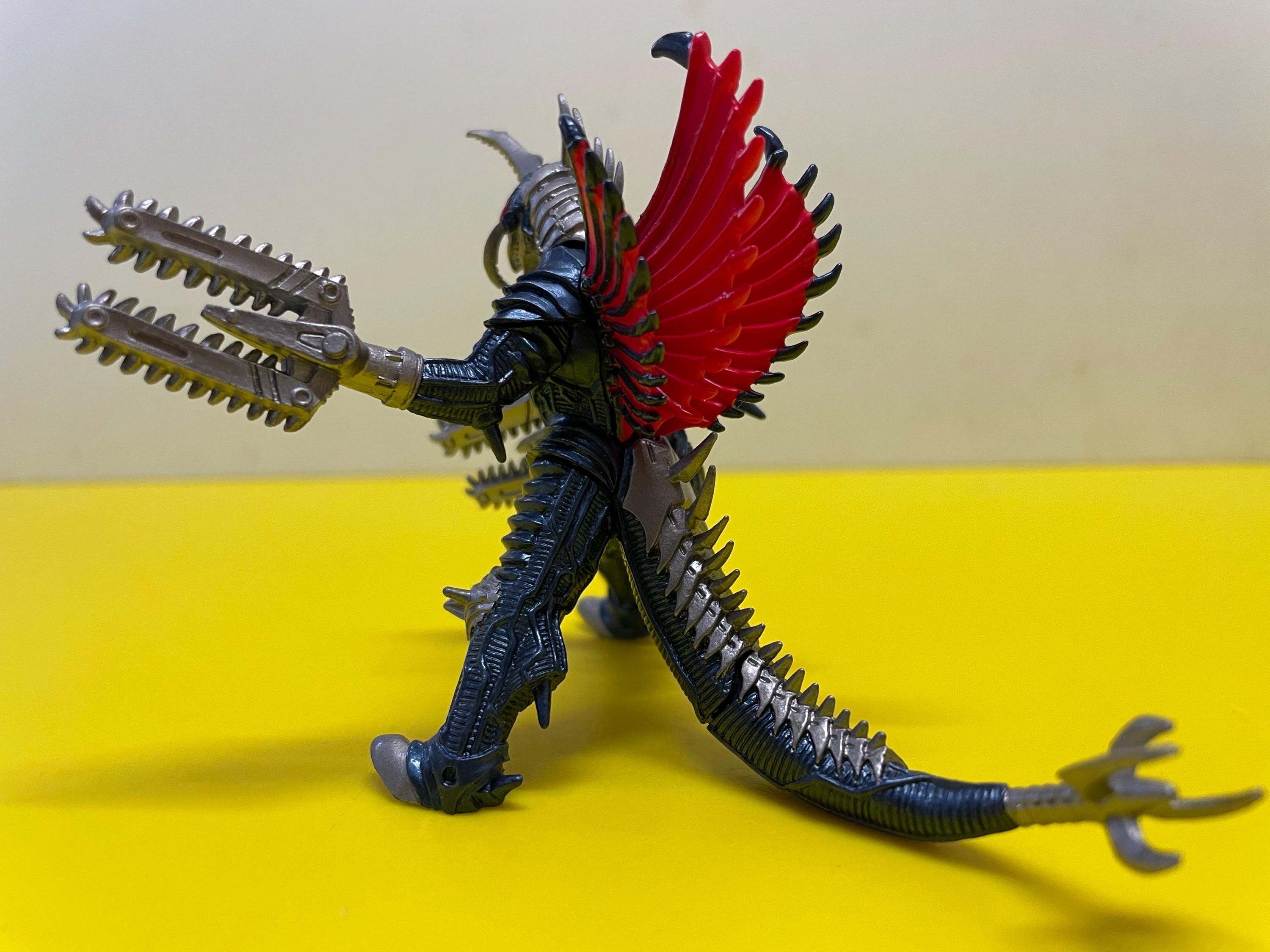 Godzilla Bandai HG 11 Mods Gigan Gashapon Vintage Mini Figure Japan ...