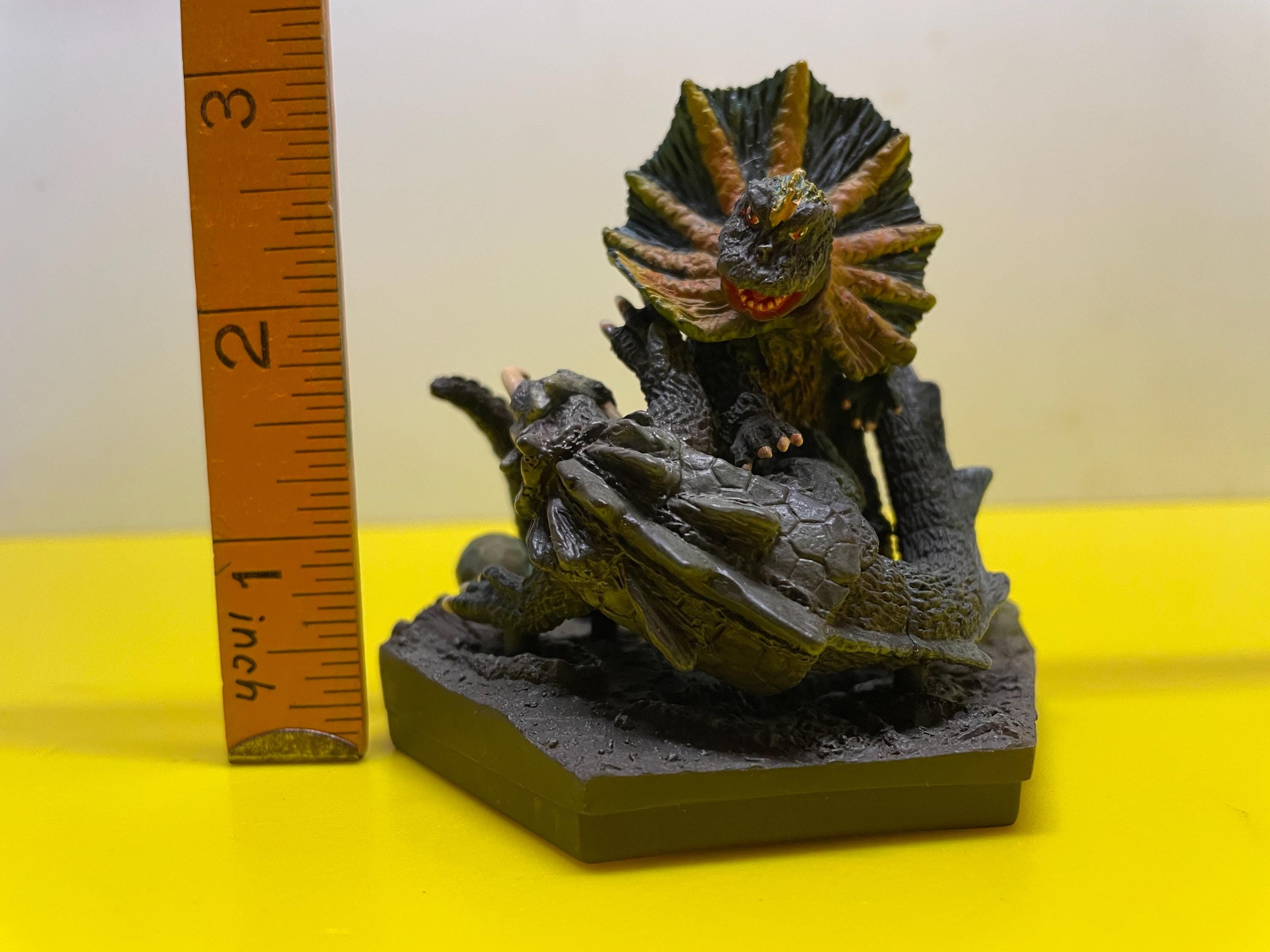Ultra Kaiju Vintage Kaiju Diorama Mini Figure Jirass Vs Gomess Height 3 ...