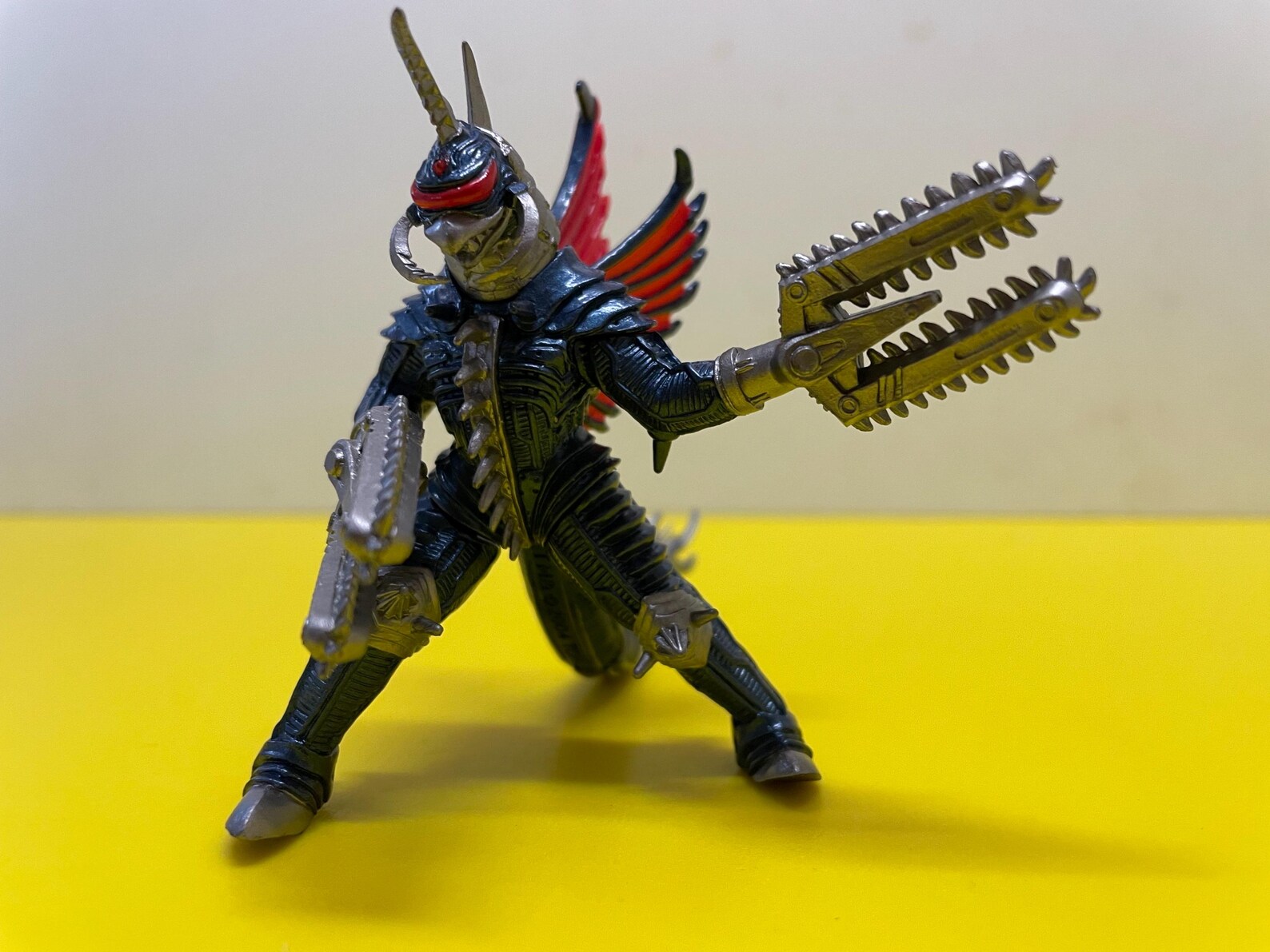 Godzilla Bandai HG 11 Mods Gigan Gashapon Vintage Mini Figure Japan ...