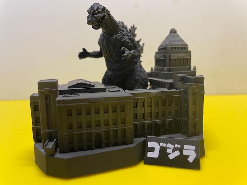 Godzilla Vintage Kaiju Diorama Figure Original Godzilla First ...