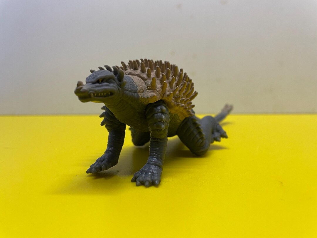 Godzilla Vintage Kaiju Mini Figure Anguirus Height 2 Inches 6-11-01 - Etsy