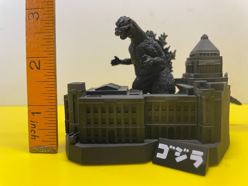 Godzilla Vintage Kaiju Diorama Figure Original Godzilla First ...